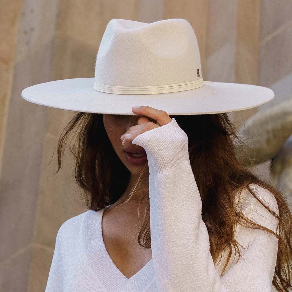 Shop Women's Wide Brim Wool Felt Off White Hat - Miro - Raceu Hats